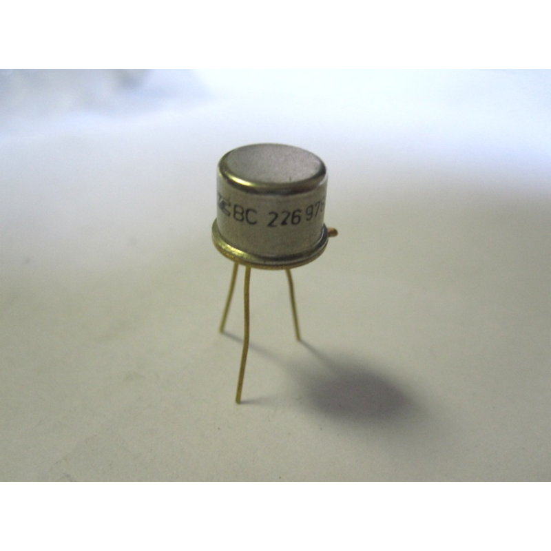 TRANSISTOR BC226